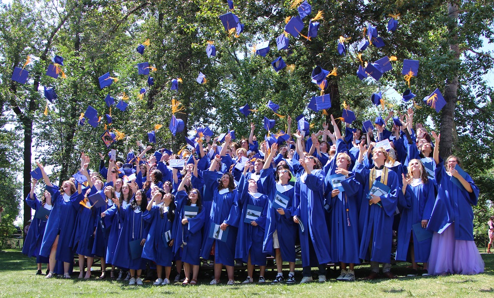 (Photo Gallery) Highwood High School Grad brings out family, smiles and ...