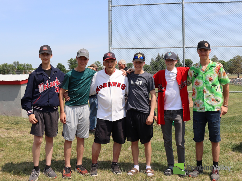 Seven decades dedicated to baseball in Manitoba, Joe Wiwchar one of ...