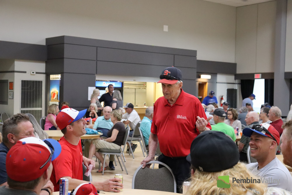 Seven decades dedicated to baseball in Manitoba, Joe Wiwchar one of ...