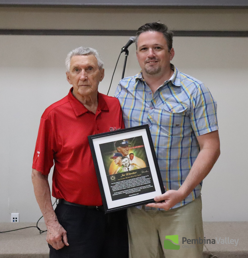 Seven decades dedicated to baseball in Manitoba, Joe Wiwchar one of ...