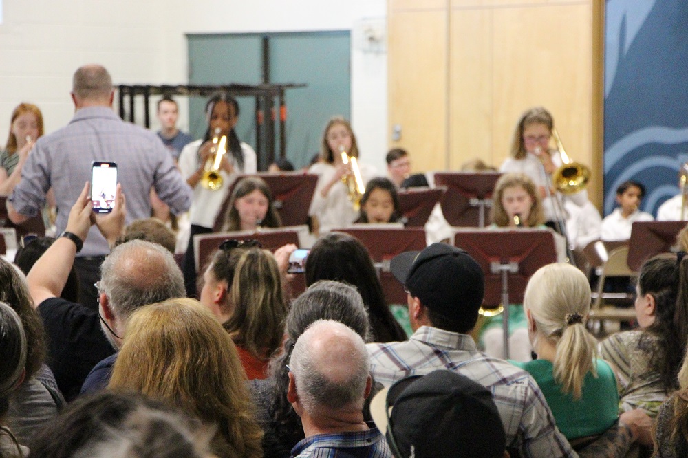 (Photo Gallery) Senator Riley Middle school's band exceeds expectations ...