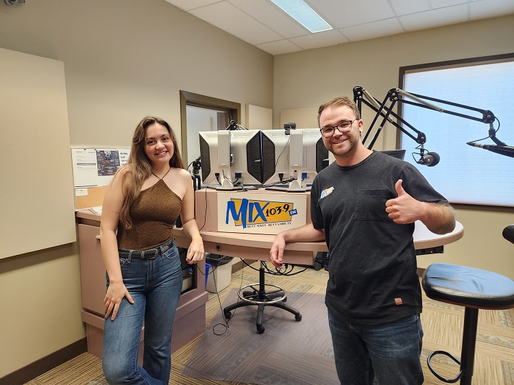 Mix 103 talks to rising Canadian musician Sophia Fracassi ...