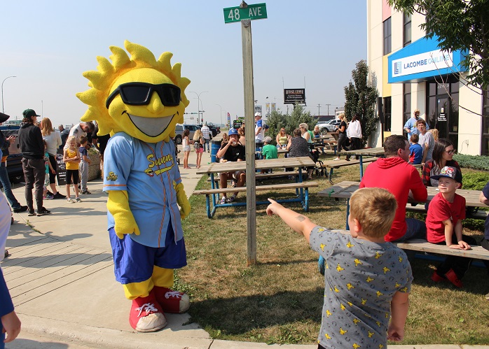 Concerts, fireworks, parades happening this weekend for Lacombe Days ...