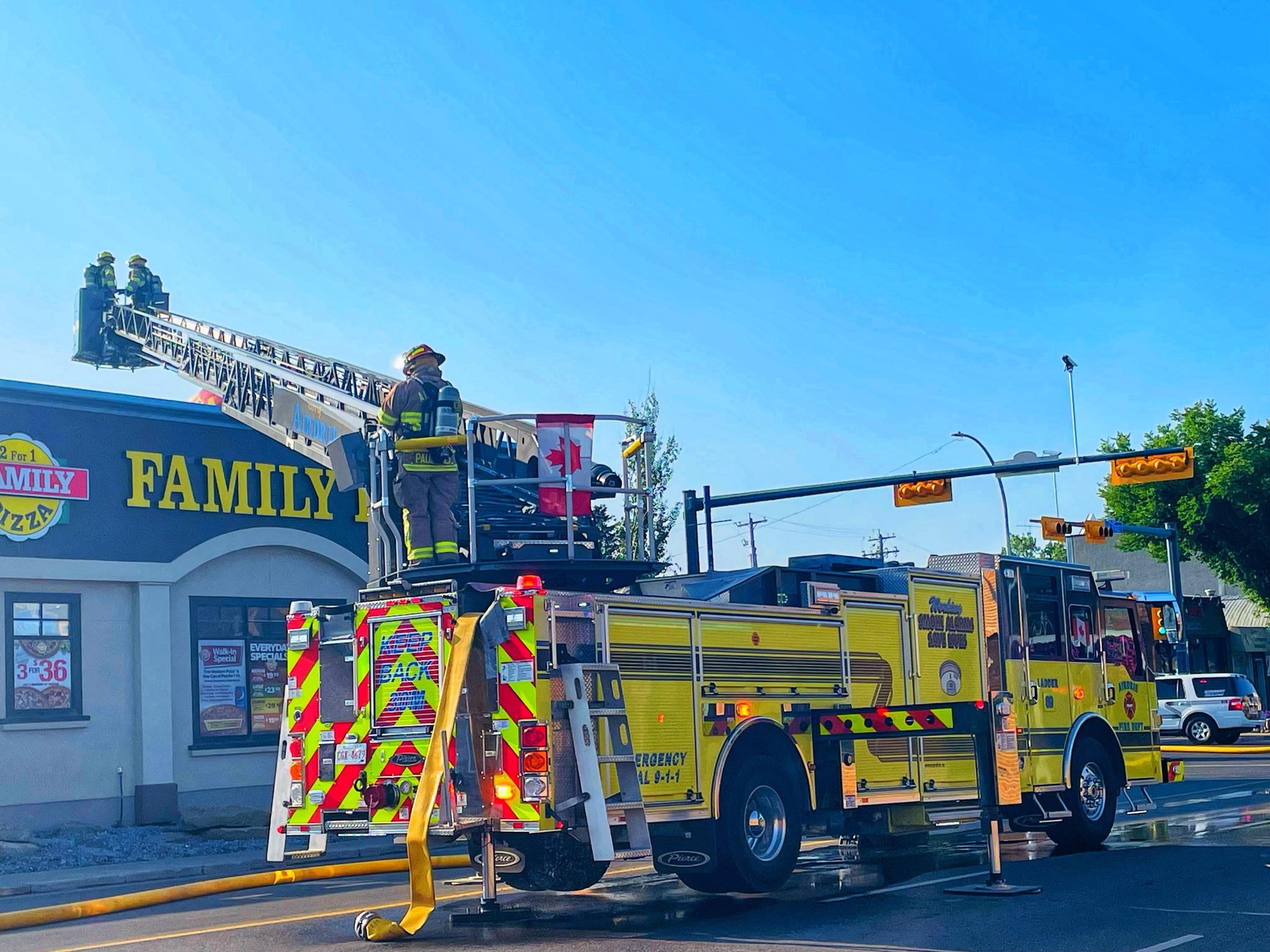 Watch: Update: Firefighters respond to restaurant on Main Street ...
