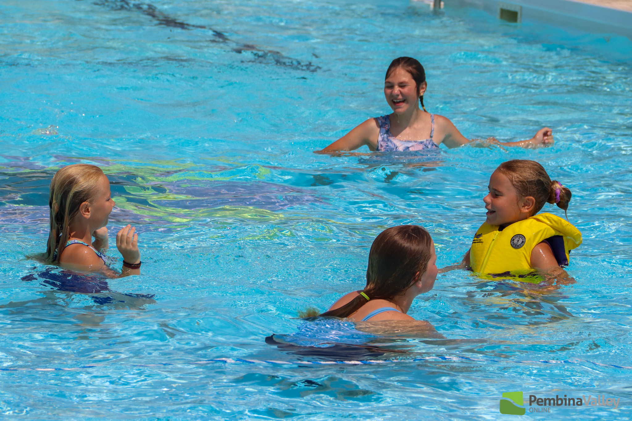 Dive into safety: Winkler Aquatic Centre hosts Swim Smart ...