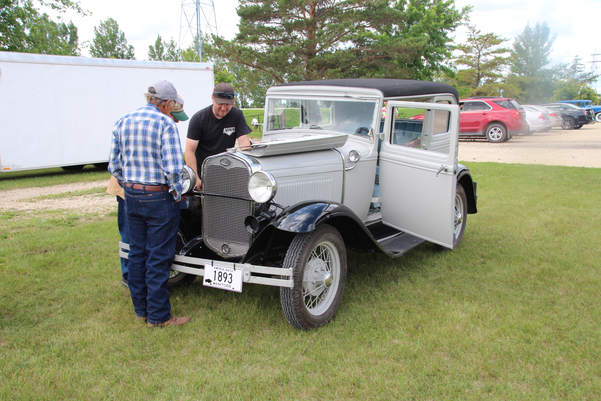 Pine to Prairie Relic Run passes through Portage with circa 100-year ...