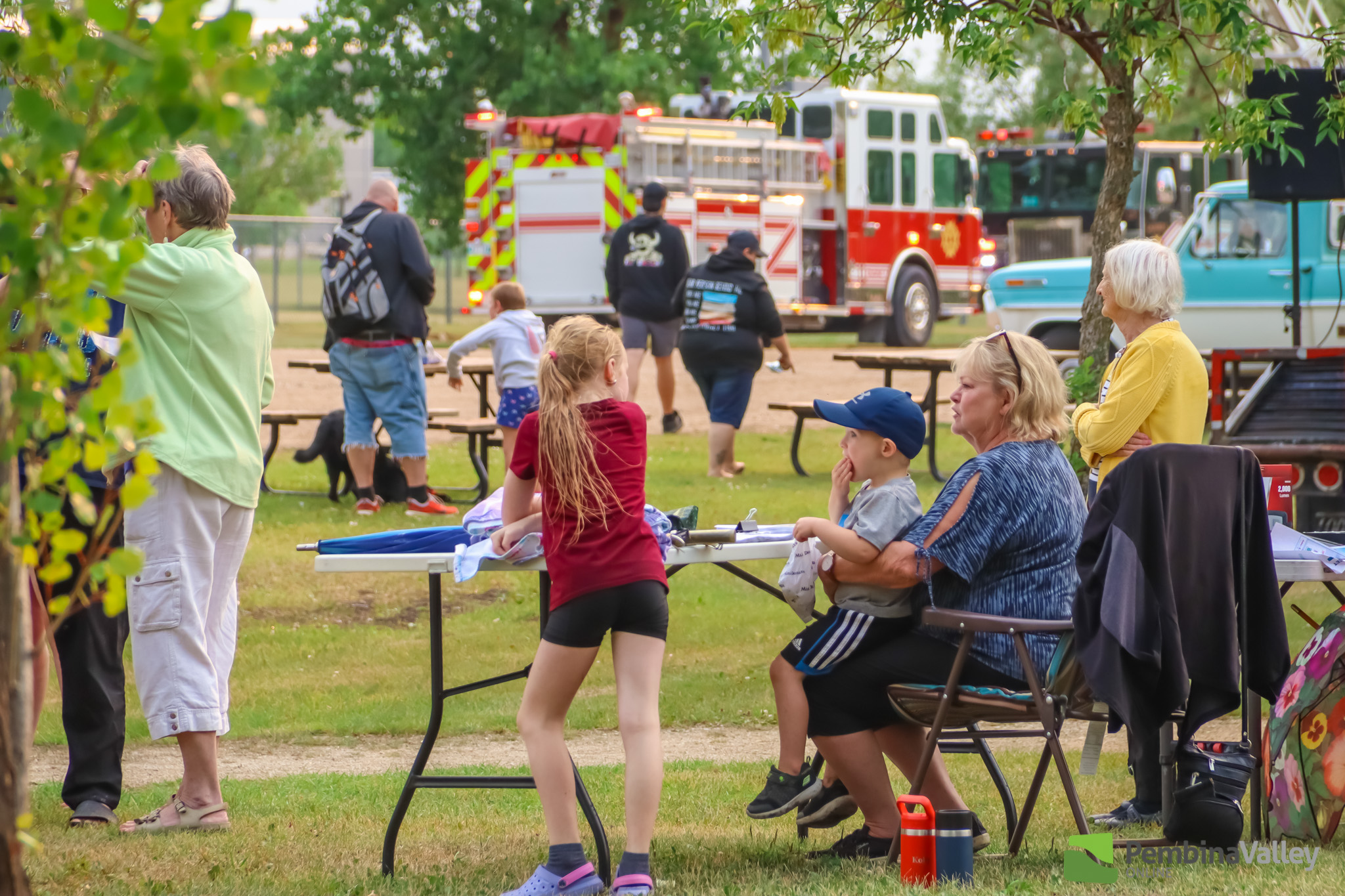 One of Manitoba's largest playgrounds opens in Morris ...