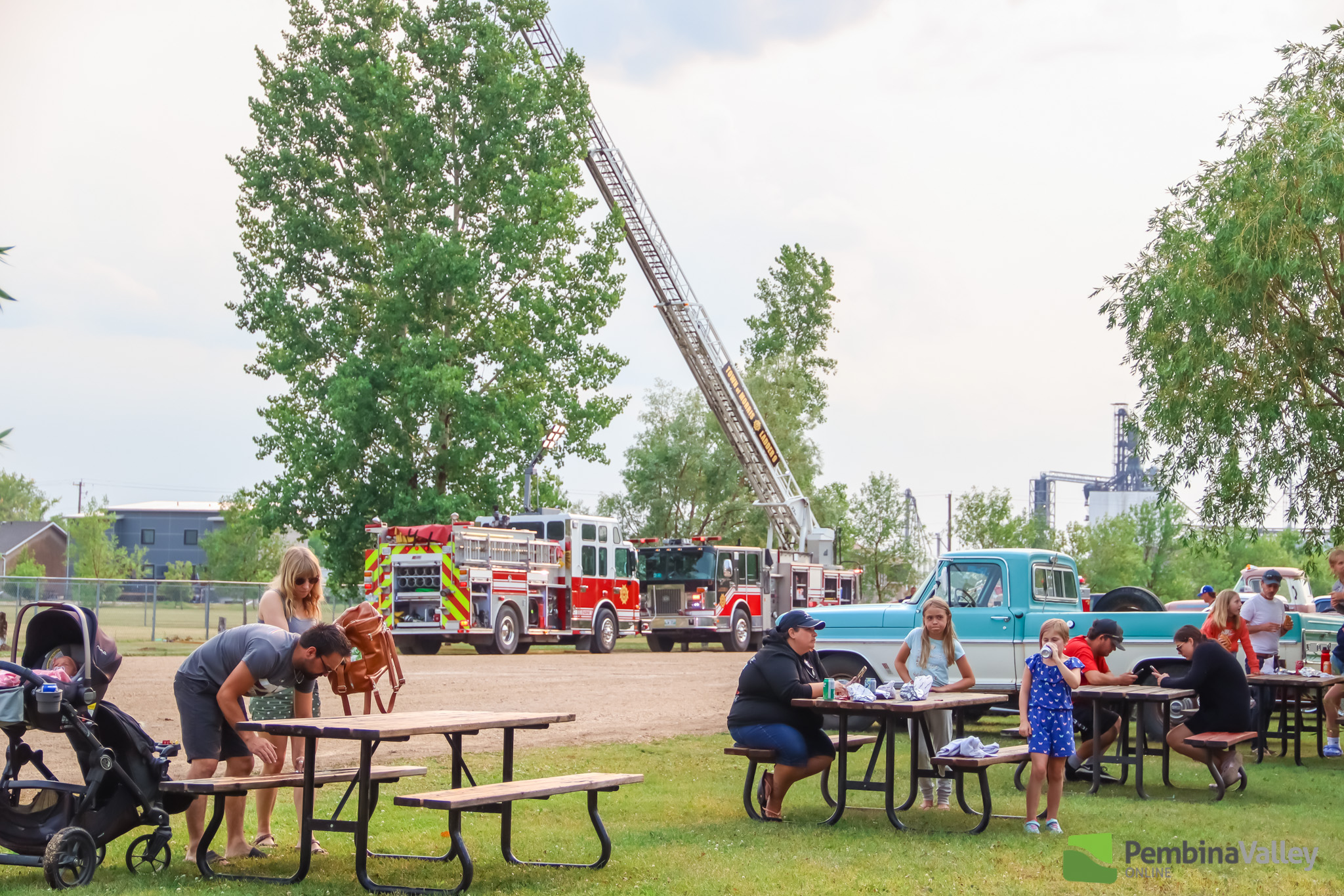 One of Manitoba's largest playgrounds opens in Morris ...