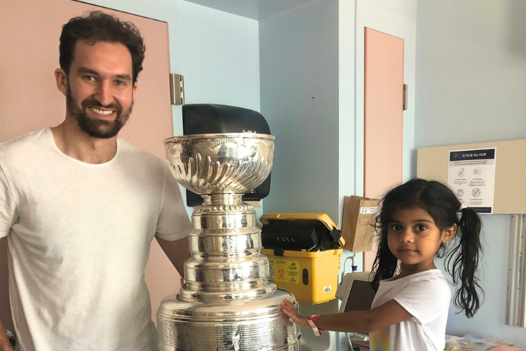 NHL star Mark Stone visits kids at HSC Children's Hospital ...