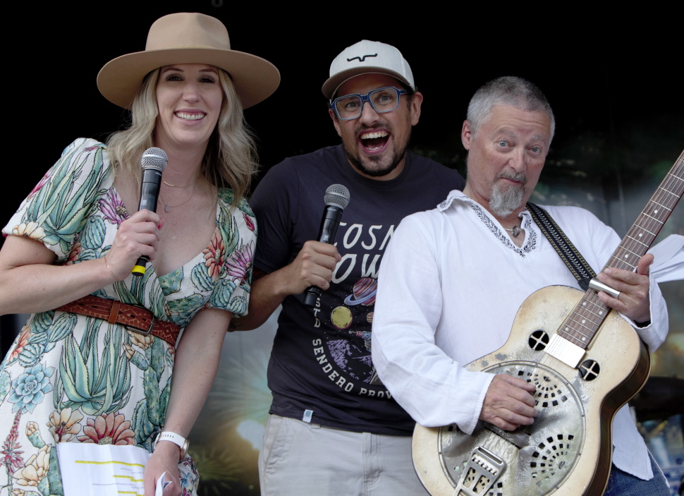 GALLERY: Largest crowd ever enjoys Bragg Creek Days - CochraneNow ...