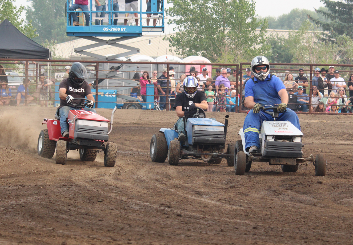 Boomtown Cup captivates crowd with cavalcade of competitors ...