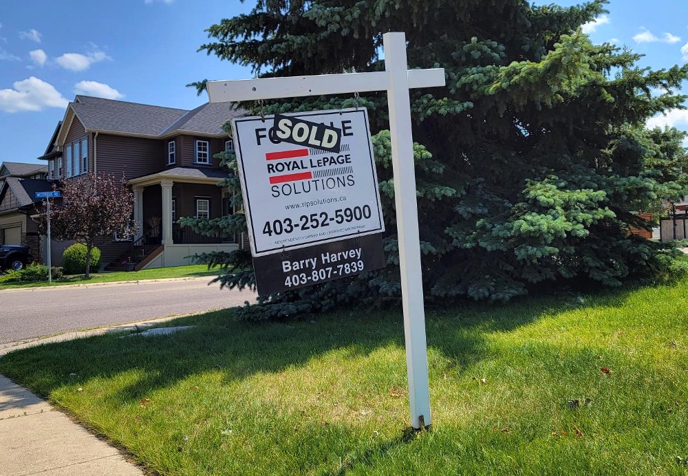 Okotoks housing market remains competitive - HighRiverOnline.com ...