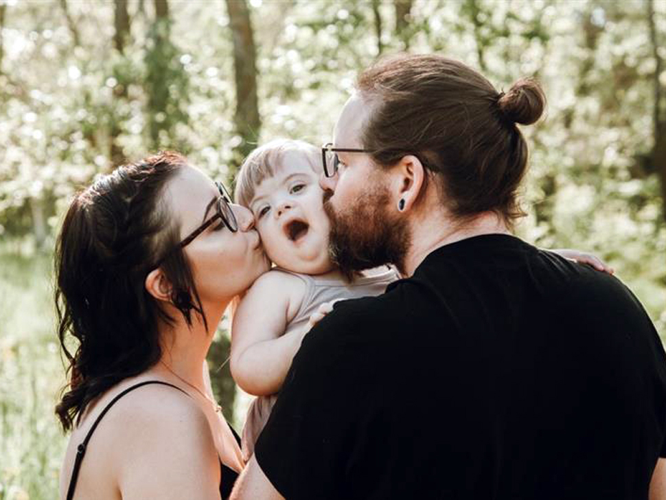 Brooke and Koda's Iced Tea Stand raises thousands of dollars for Ile ...