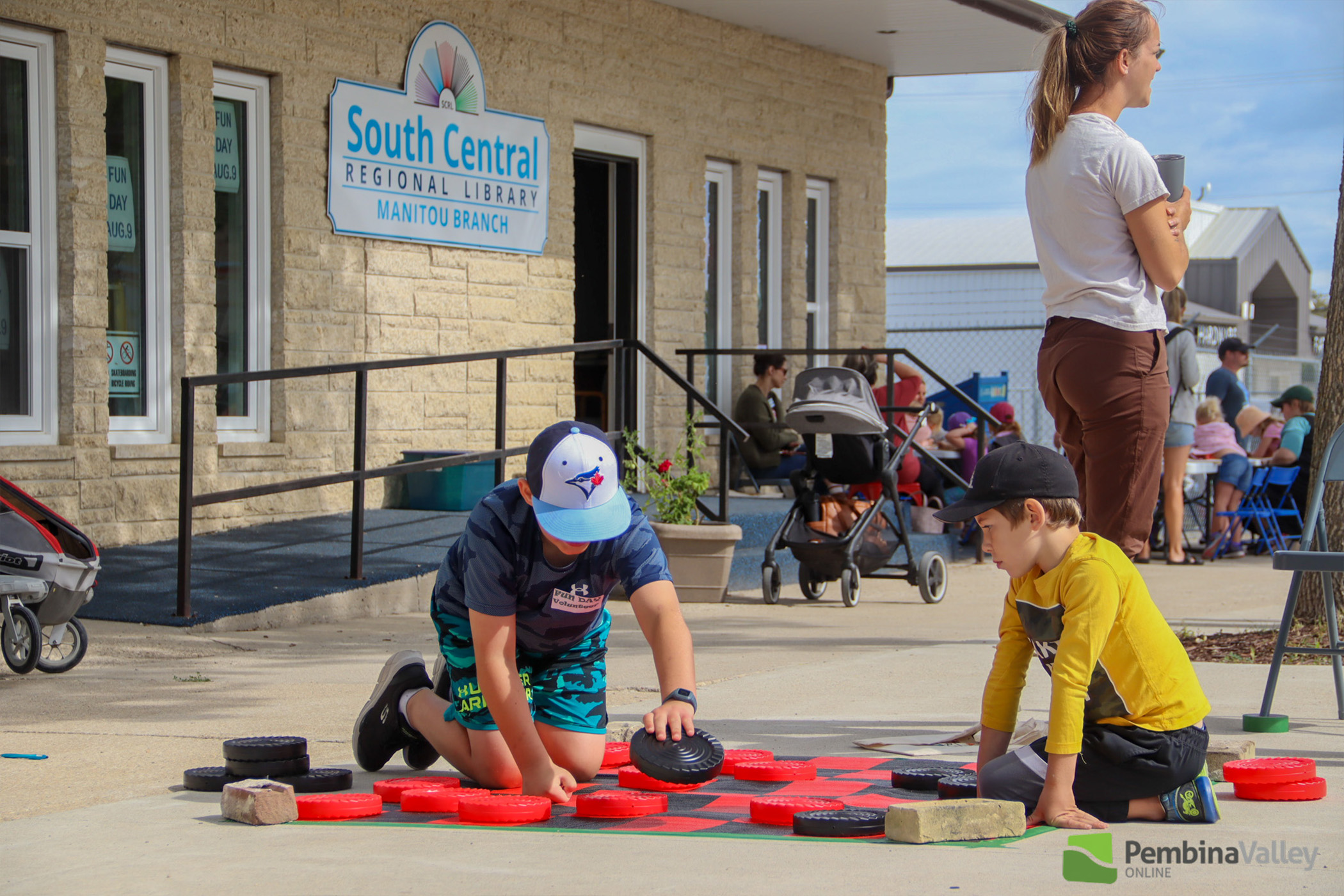 Community magic: Manitou Library's Fun Day - PembinaValleyOnline.com ...