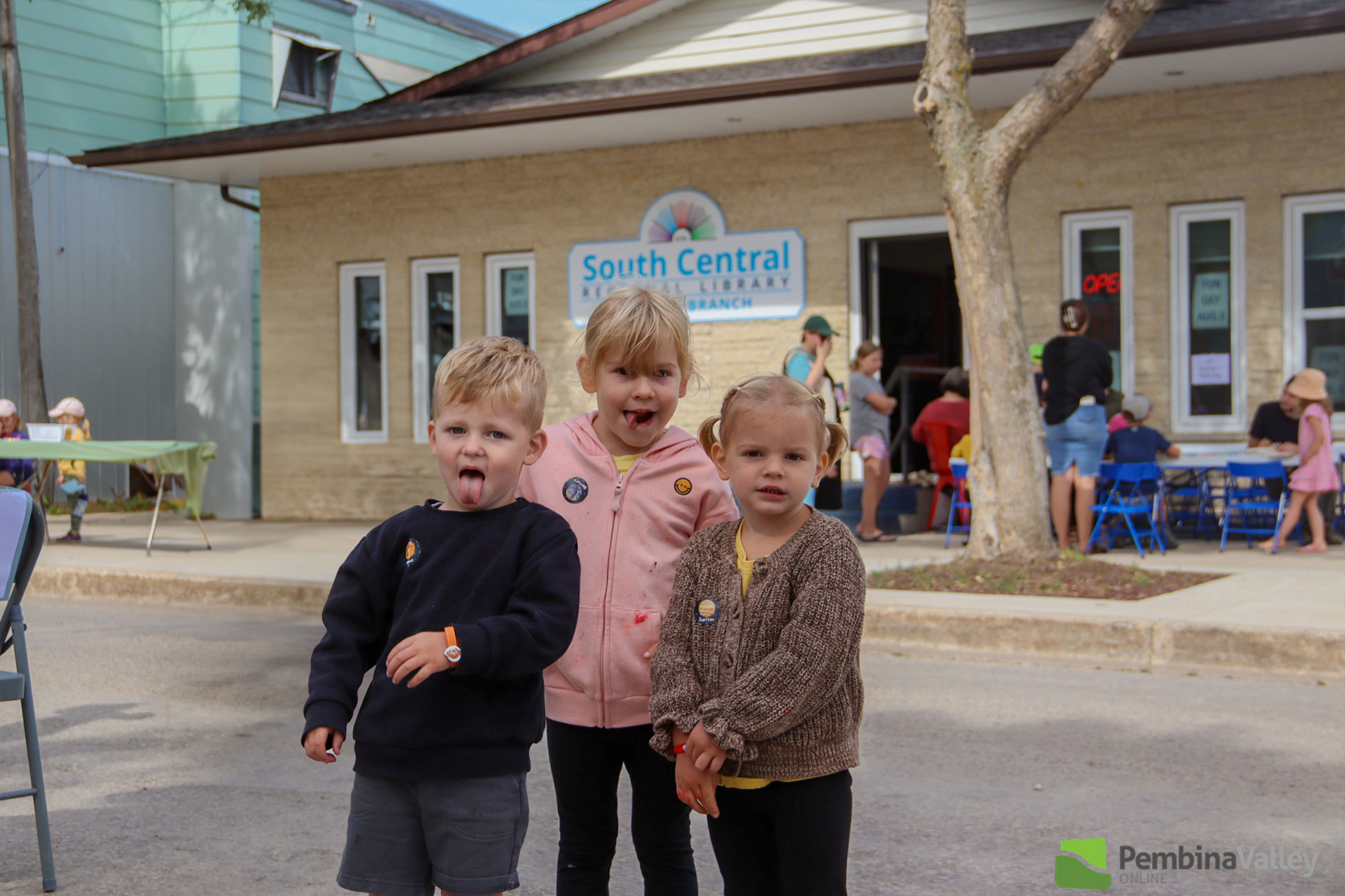 Community magic: Manitou Library's Fun Day - PembinaValleyOnline.com ...