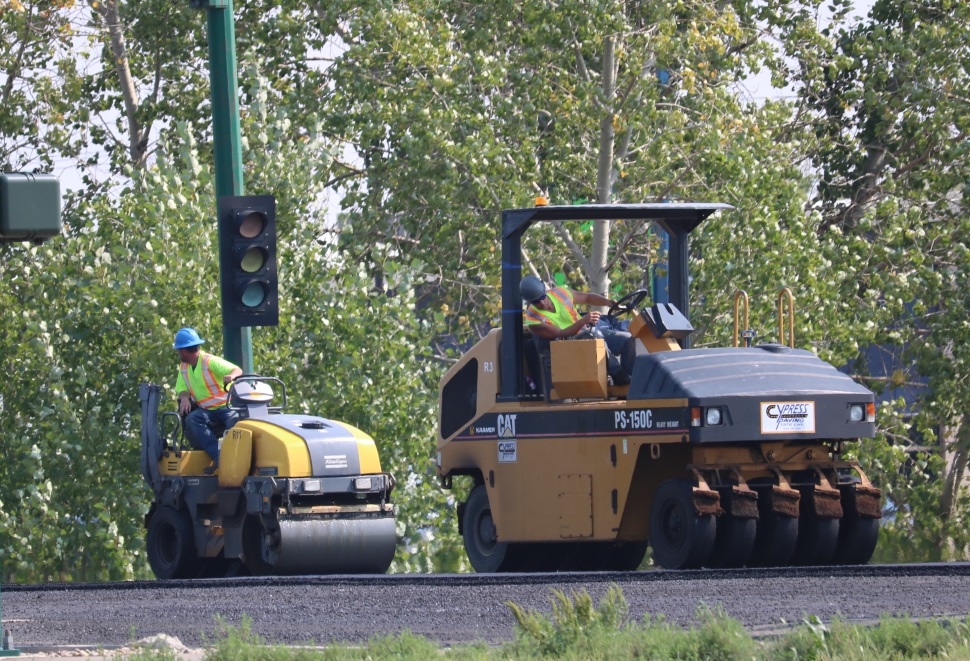 'How does this happen?': Luhning presses administration on roadwork ...