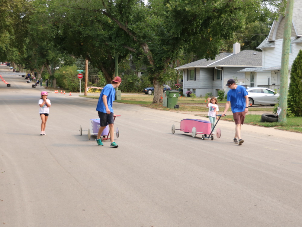 Interest in soap box racing picking up speed in Moose Jaw ...