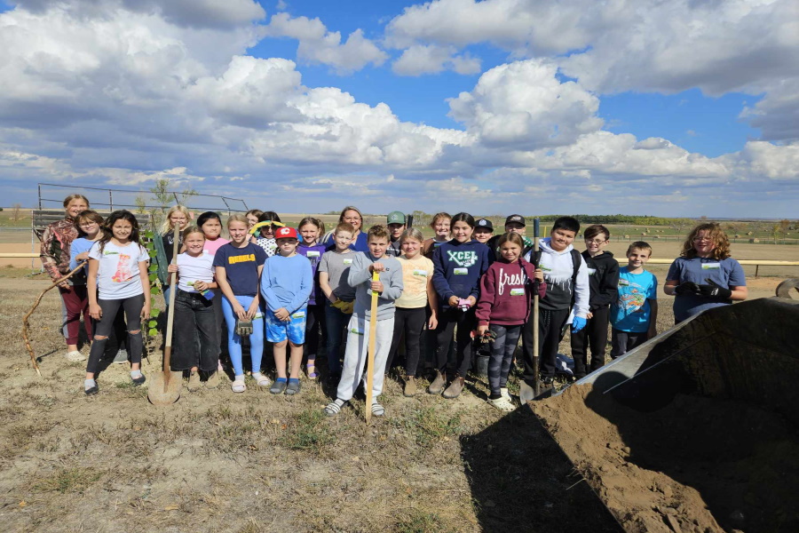 Kerrobert celebrates National Tree Day - WestCentralOnline: West ...