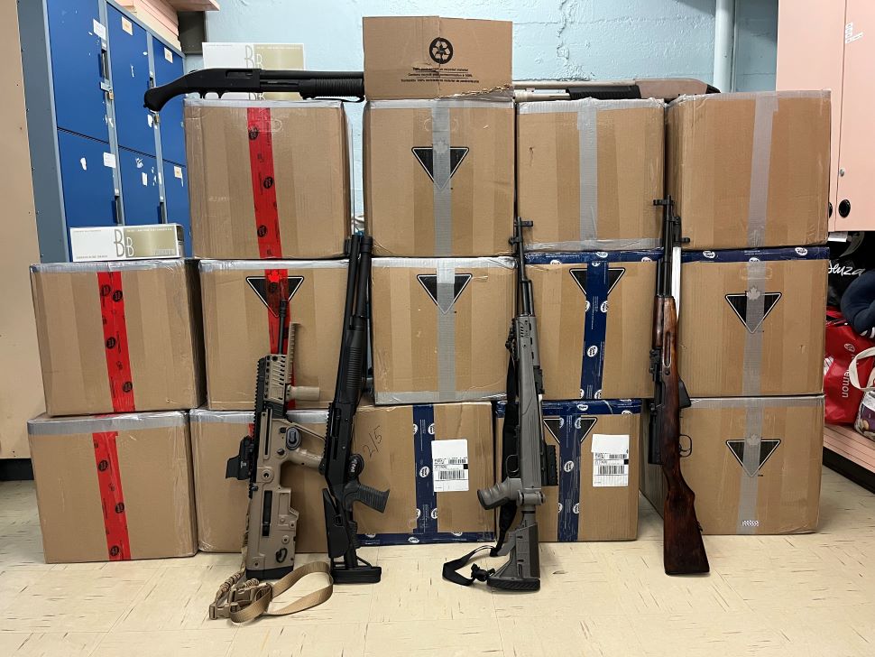 Moose Jaw police reporting surge in weapons - DiscoverMooseJaw.com ...