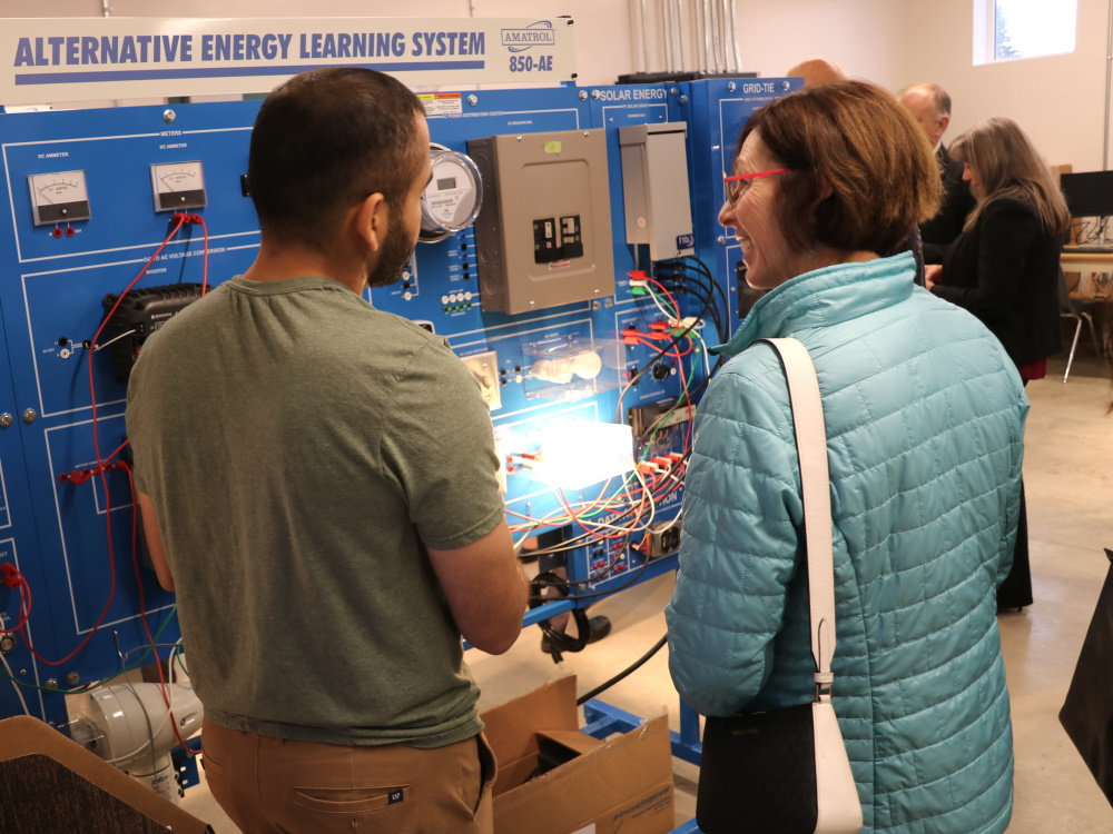 Sask Polytech opens new energy and resources lab in Moose Jaw - DiscoverMooseJaw.com - Local ...