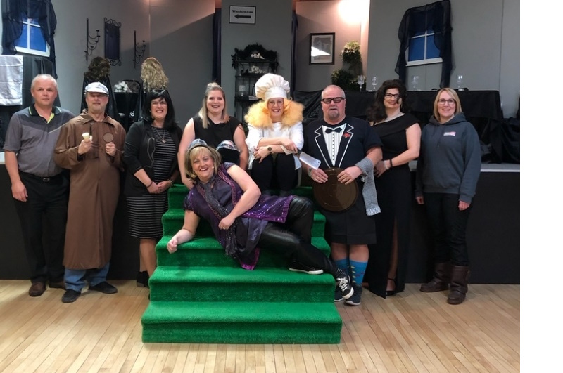 ICYM - Annaheim Dinner Theatre makes a return this holiday season ...