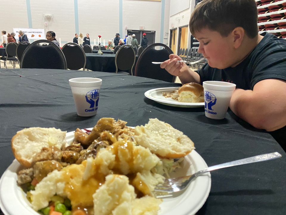 Study finds Canadians will pay a little more for a Thanksgiving dinner ...