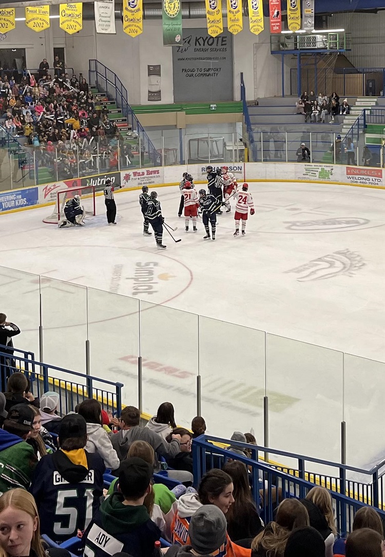 Kindersley blanks Notre Dame in special Hooky for Hockey game ...