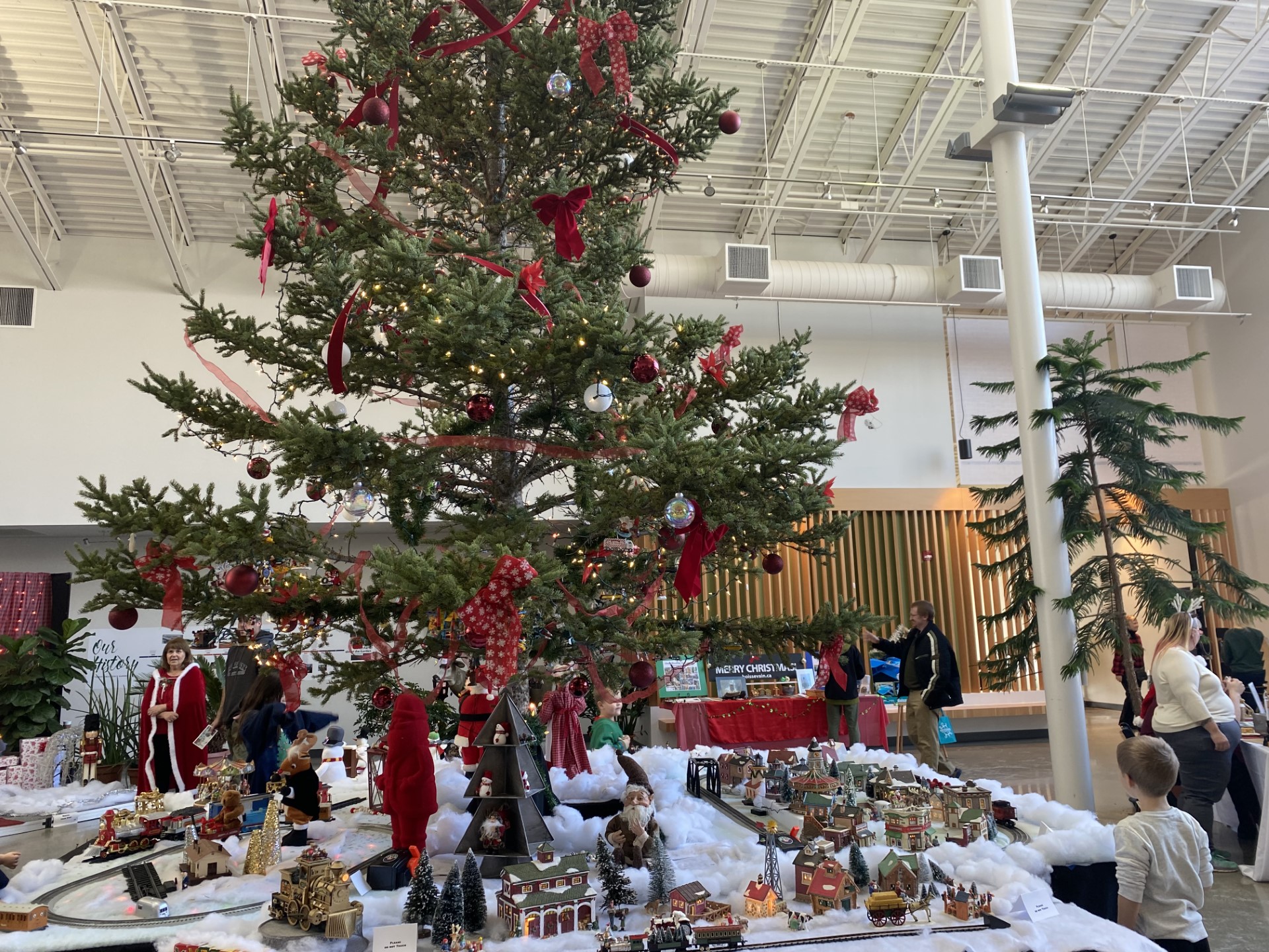 Peace Garden's First Santa Day a Special Celebration! - DiscoverWestman ...