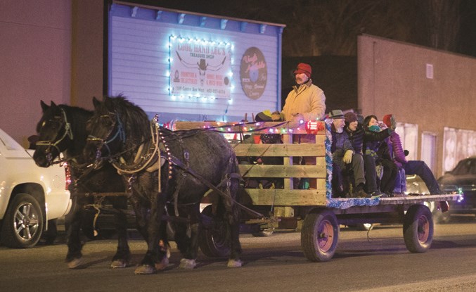 Light Up Diamond Valley returns tomorrow - HighRiverOnline.com - Local ...