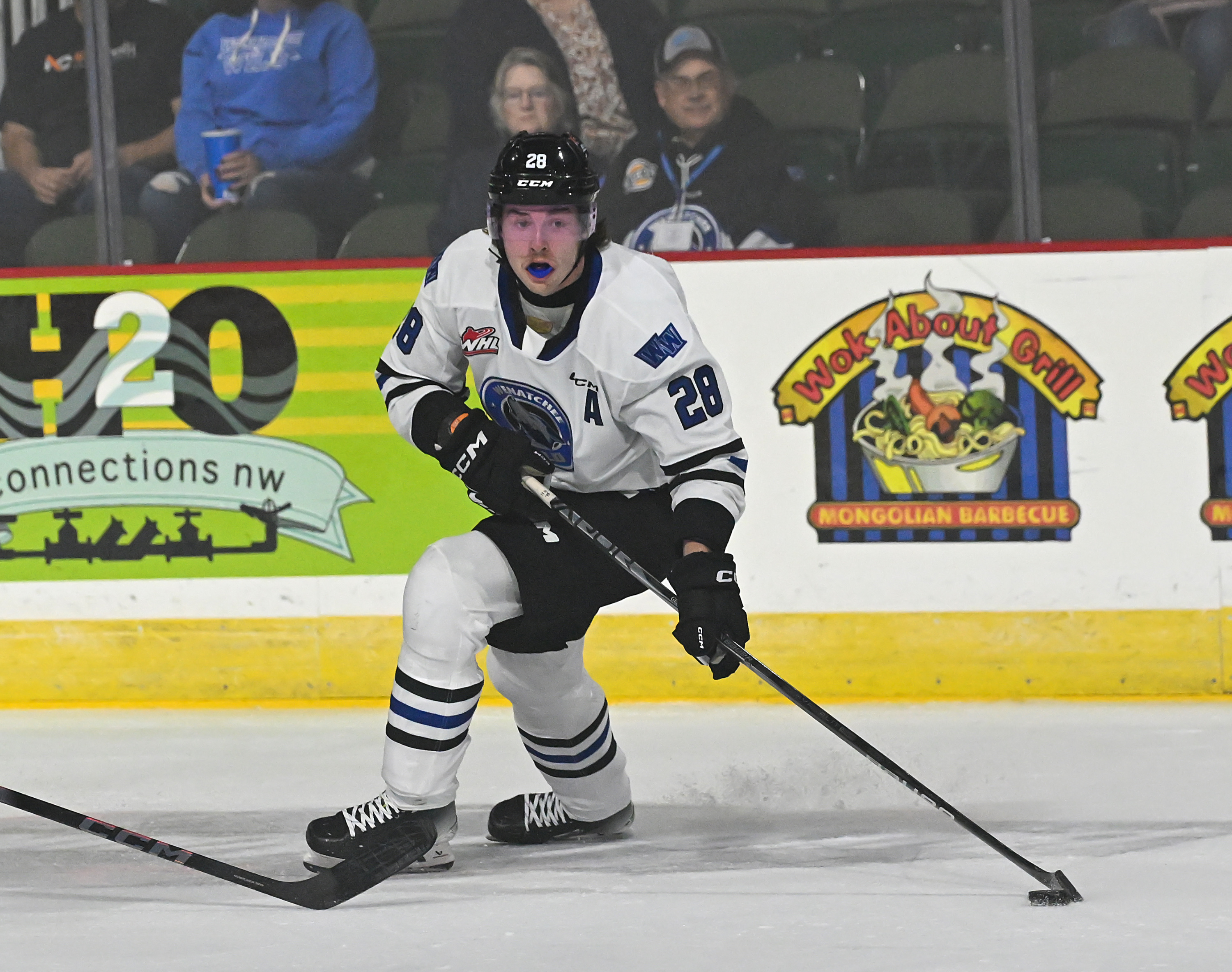 Broncos strike blockbuster with Wenatchee for Geekie ...