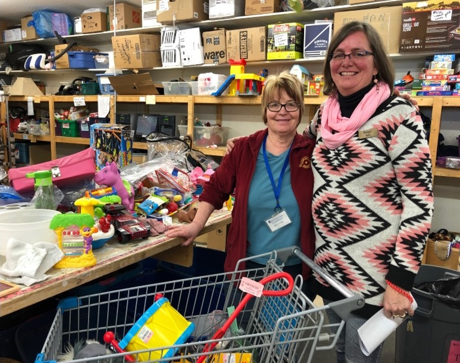 ‘We help people, I find that rewarding in and of itself’ Store Manager ...