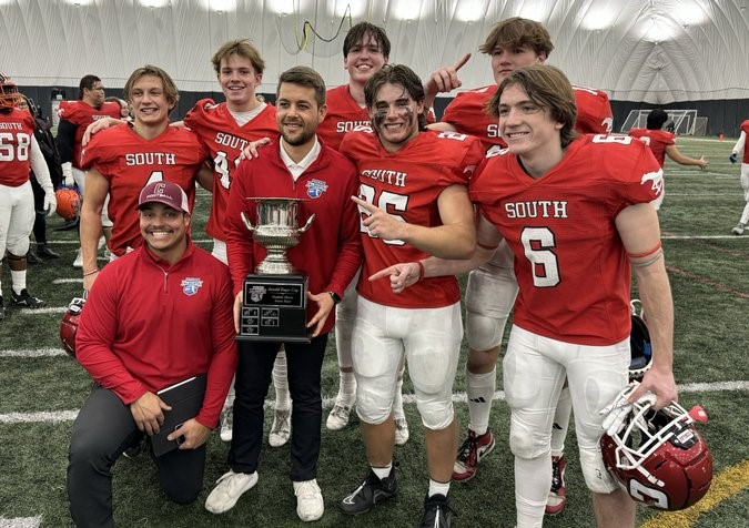 South overpowers North in Senior Bowl - CochraneNow: Cochrane, Alberta ...