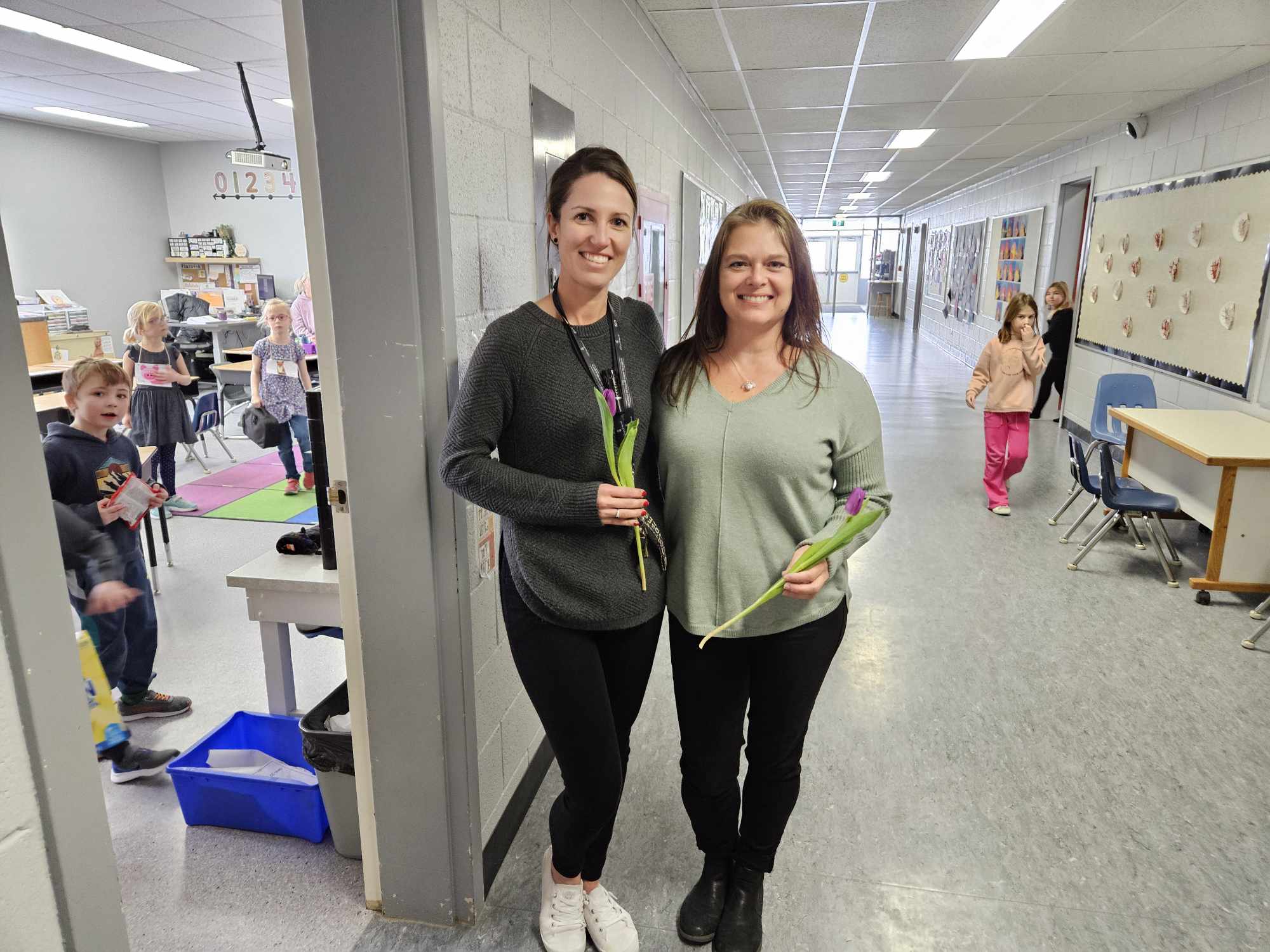 Eston and Elrose teachers receive tulips during "Random Act of Kindness ...