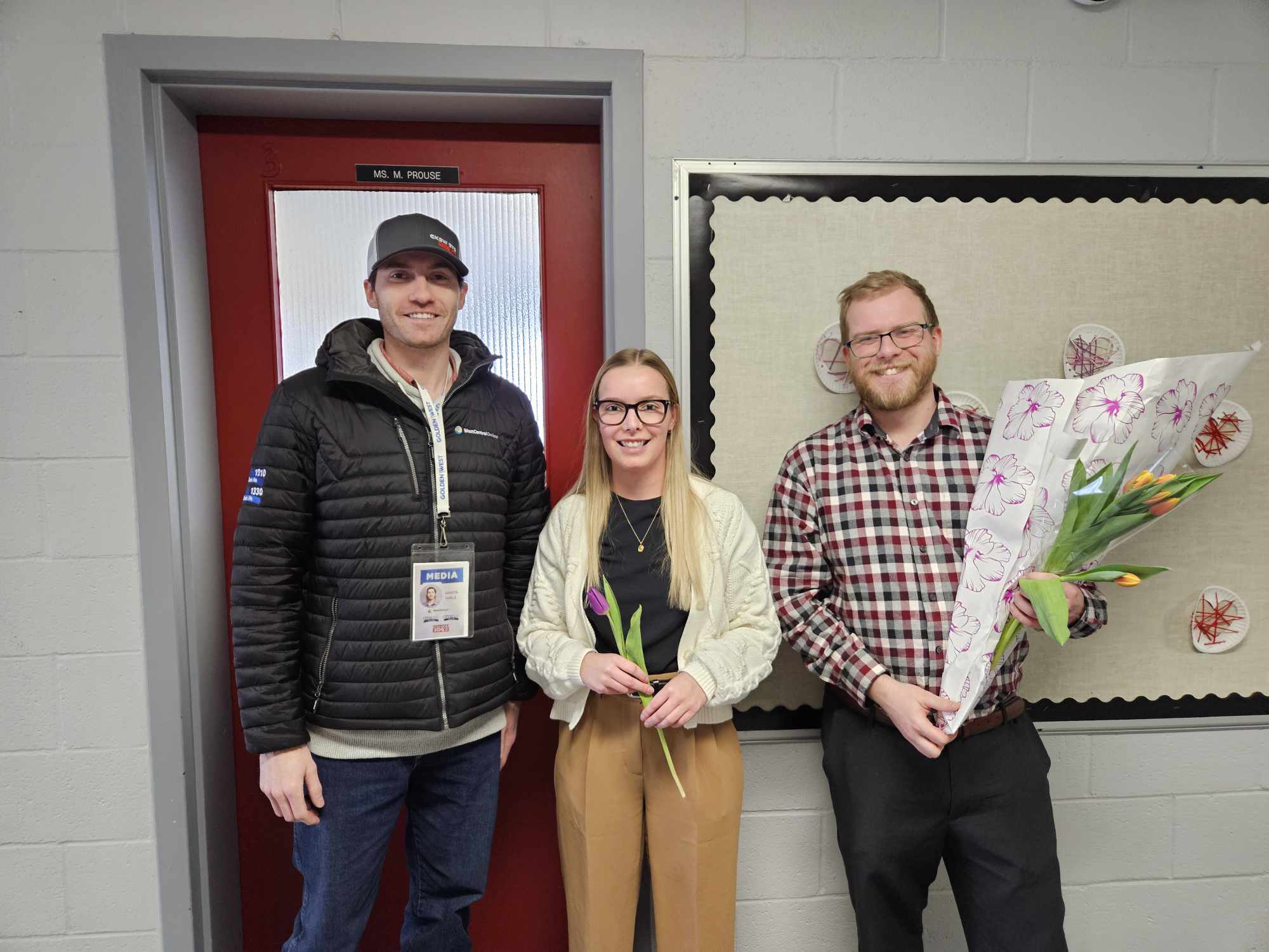 Eston and Elrose teachers receive tulips during "Random Act of Kindness ...