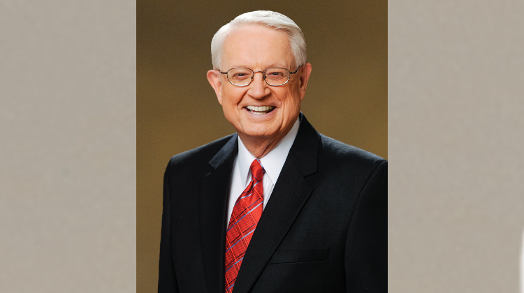 At 89, Chuck Swindoll stepping down as lead pastor, still plans on ...