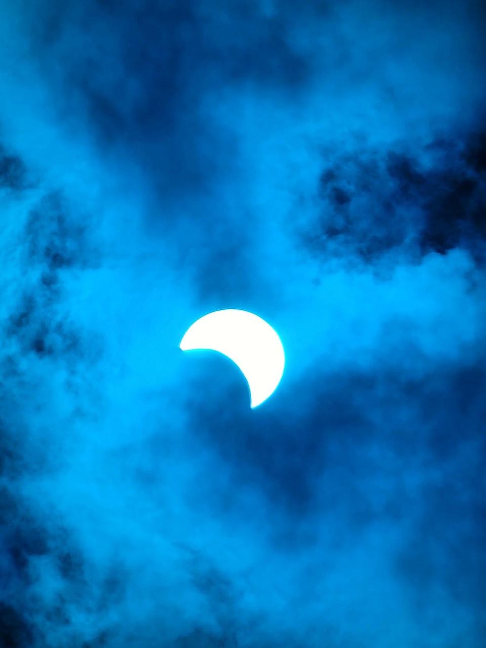 Weyburn residents capture solar eclipse through the clouds ...