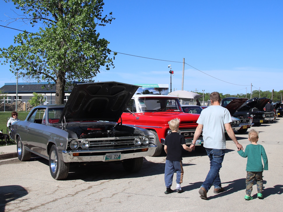 Kleefeld hosts 2nd annual Car Show fundraiser - SteinbachOnline.com ...