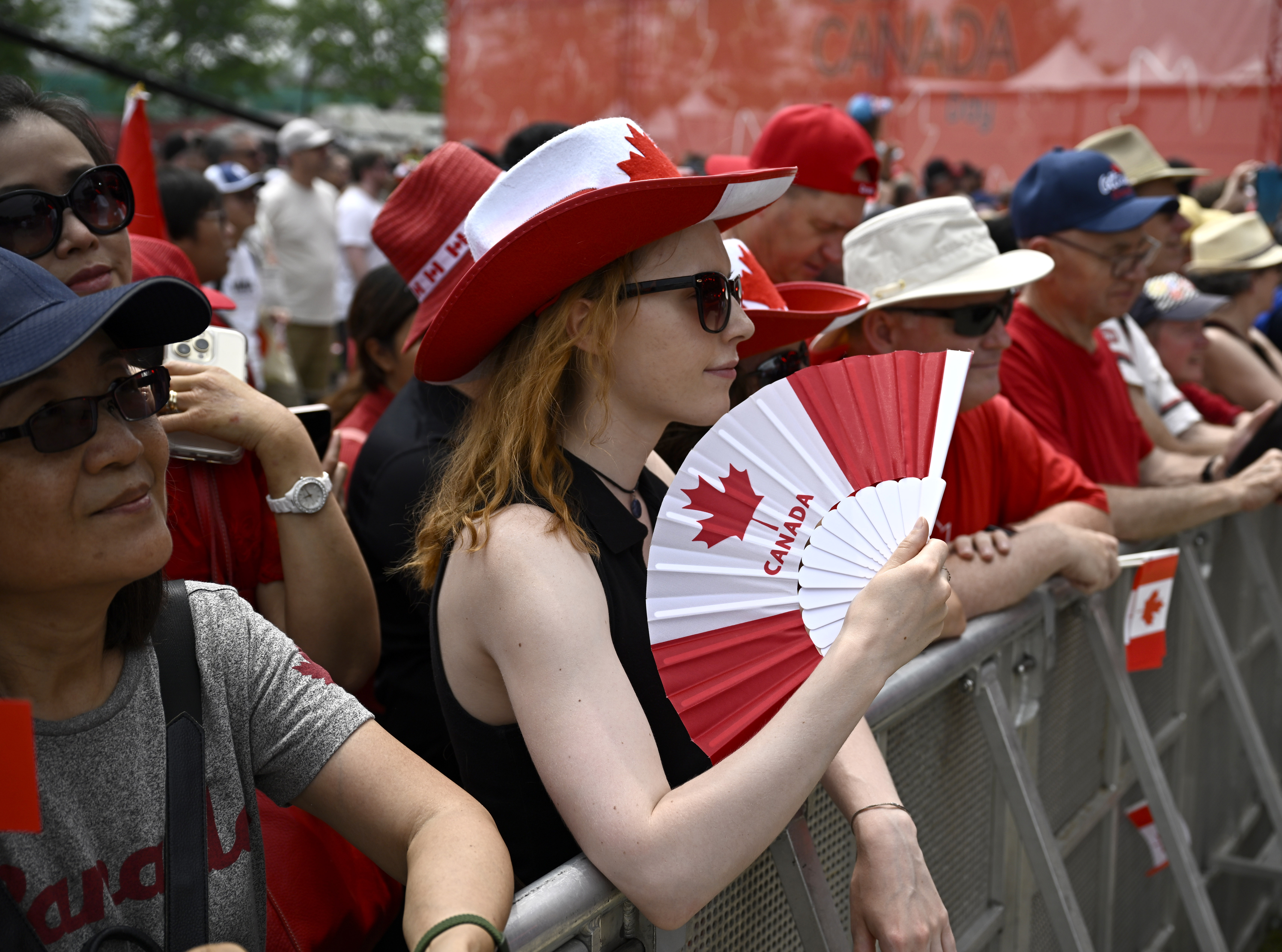 Are you proud to be Canadian? Poll suggests that feeling is dwindling ...