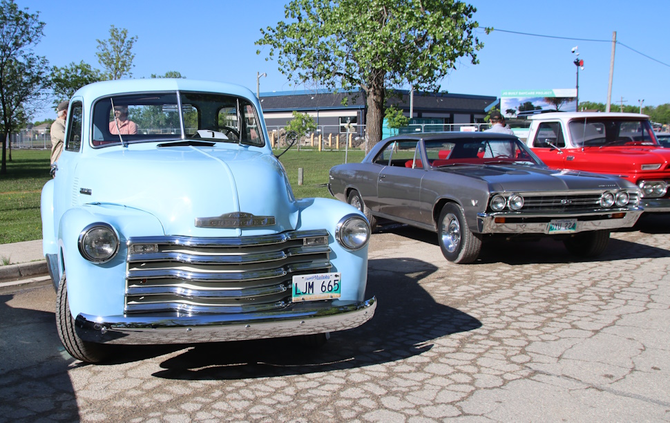 Kleefeld hosts 2nd annual Car Show fundraiser - SteinbachOnline.com ...