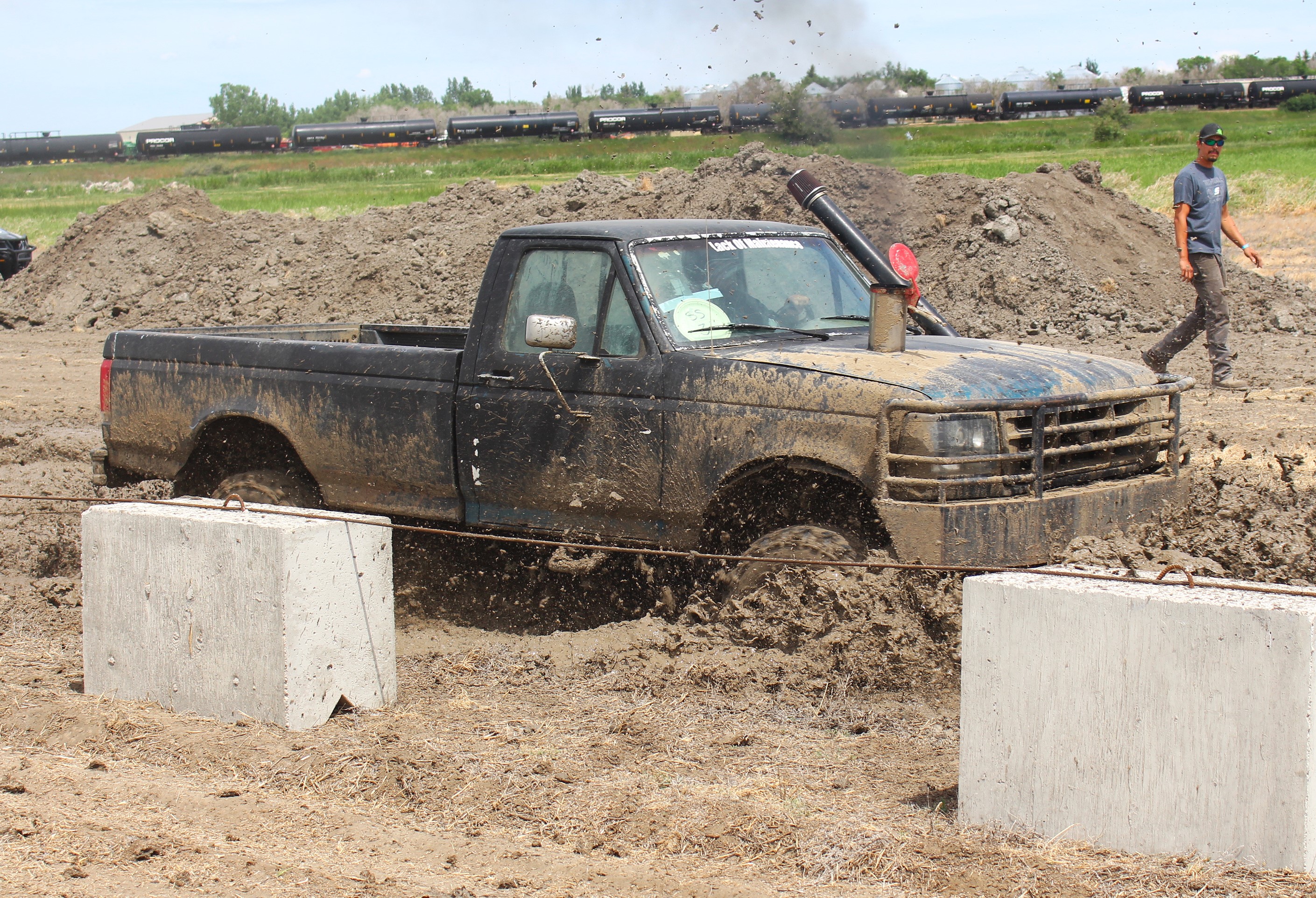 Wild West Mud Bog event a success for Leader - SwiftCurrentOnline.com ...