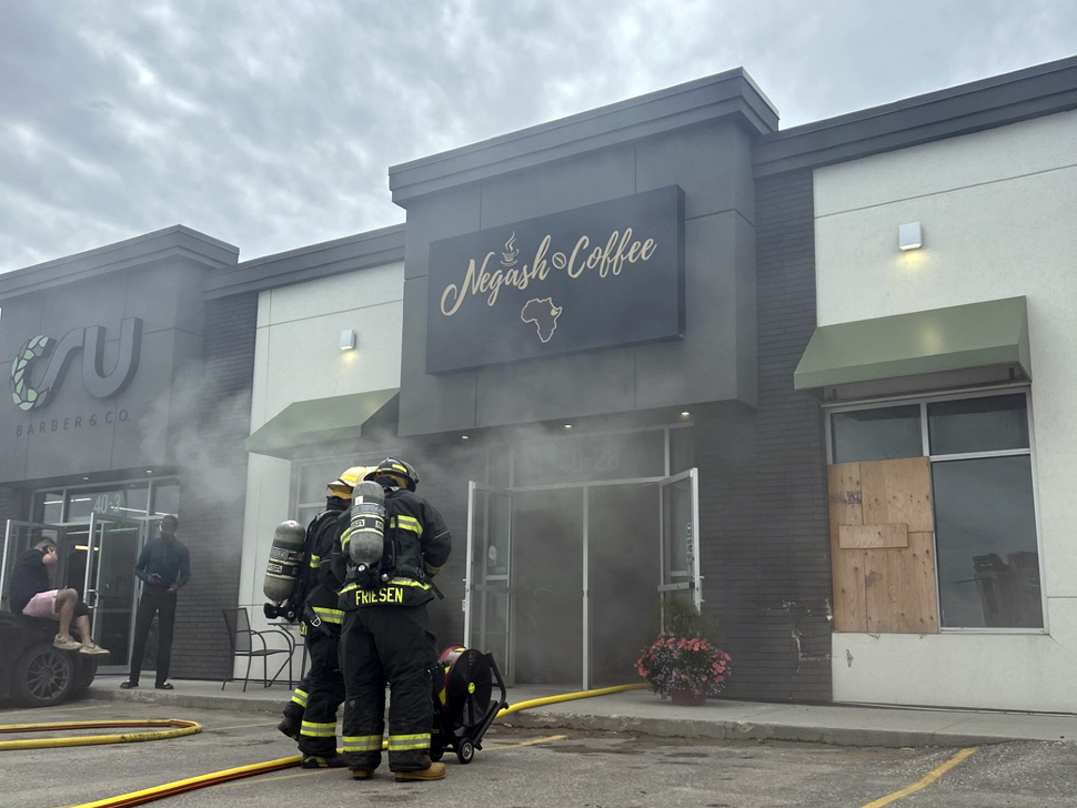 Fire crews called to Negash Coffee in Niverville - SteinbachOnline.com ...
