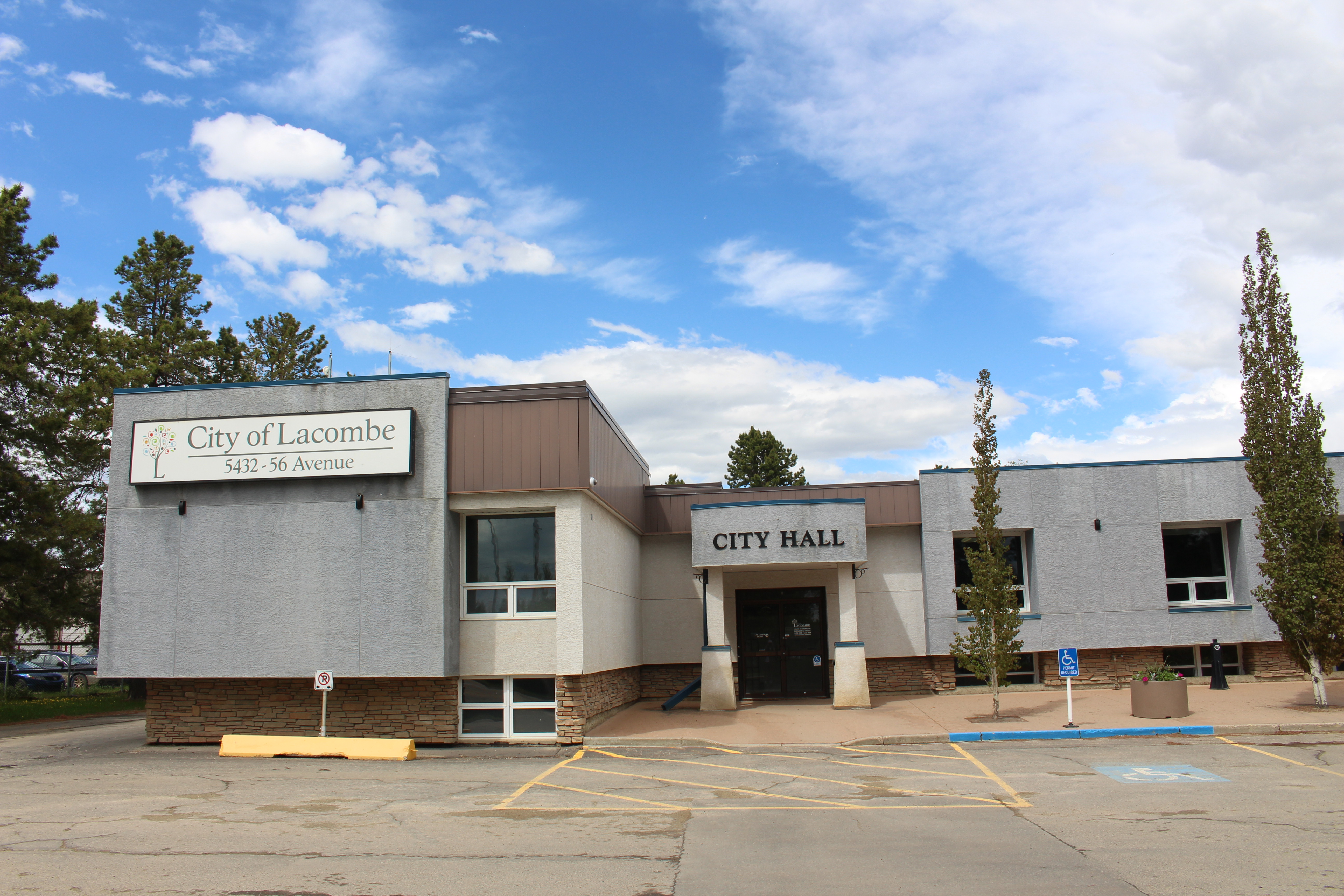 Lacombe council identifies social priorities for community ...