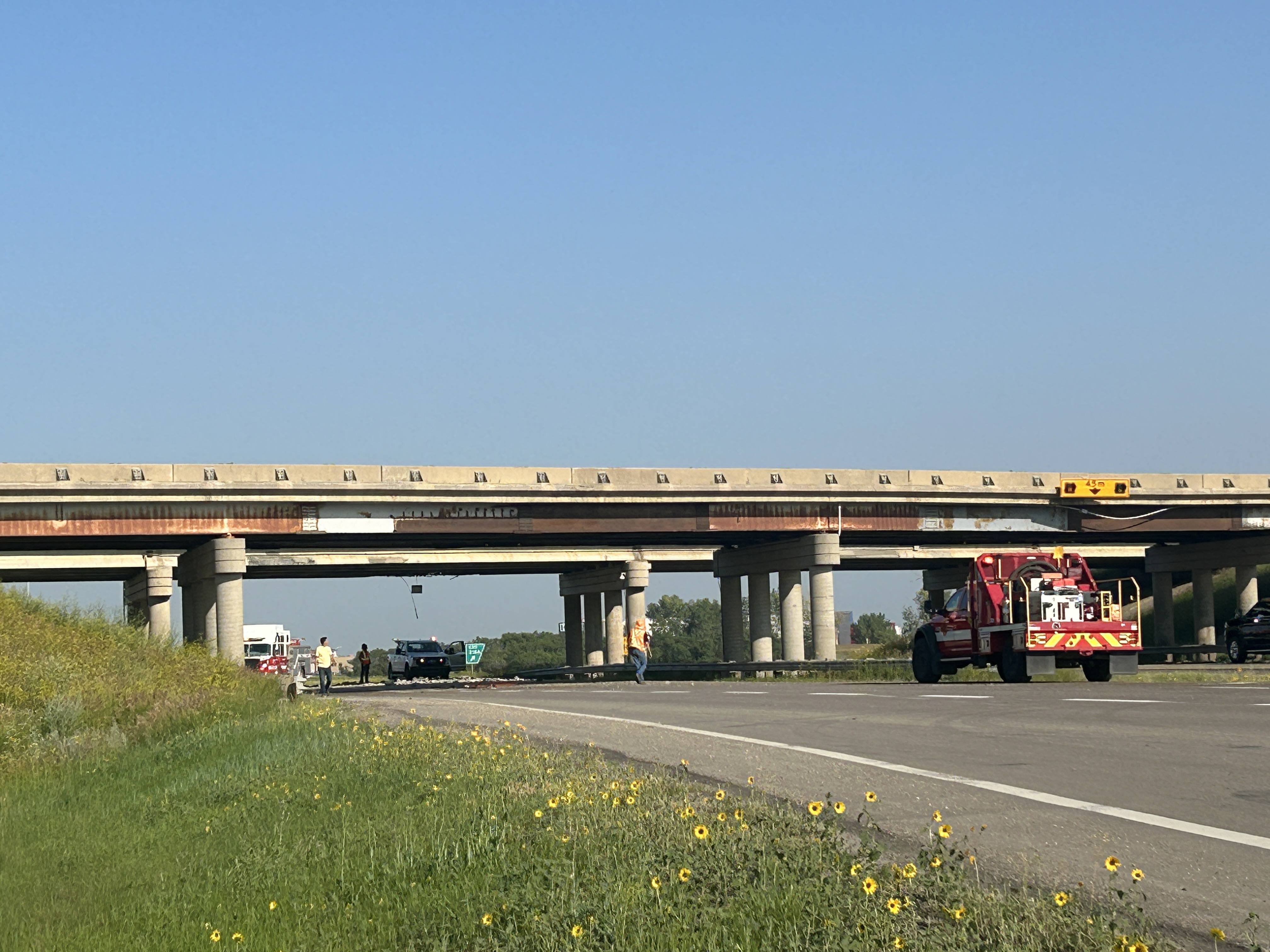 UPDATE: Highway 1 westbound traffic restricted after overpass hit ...