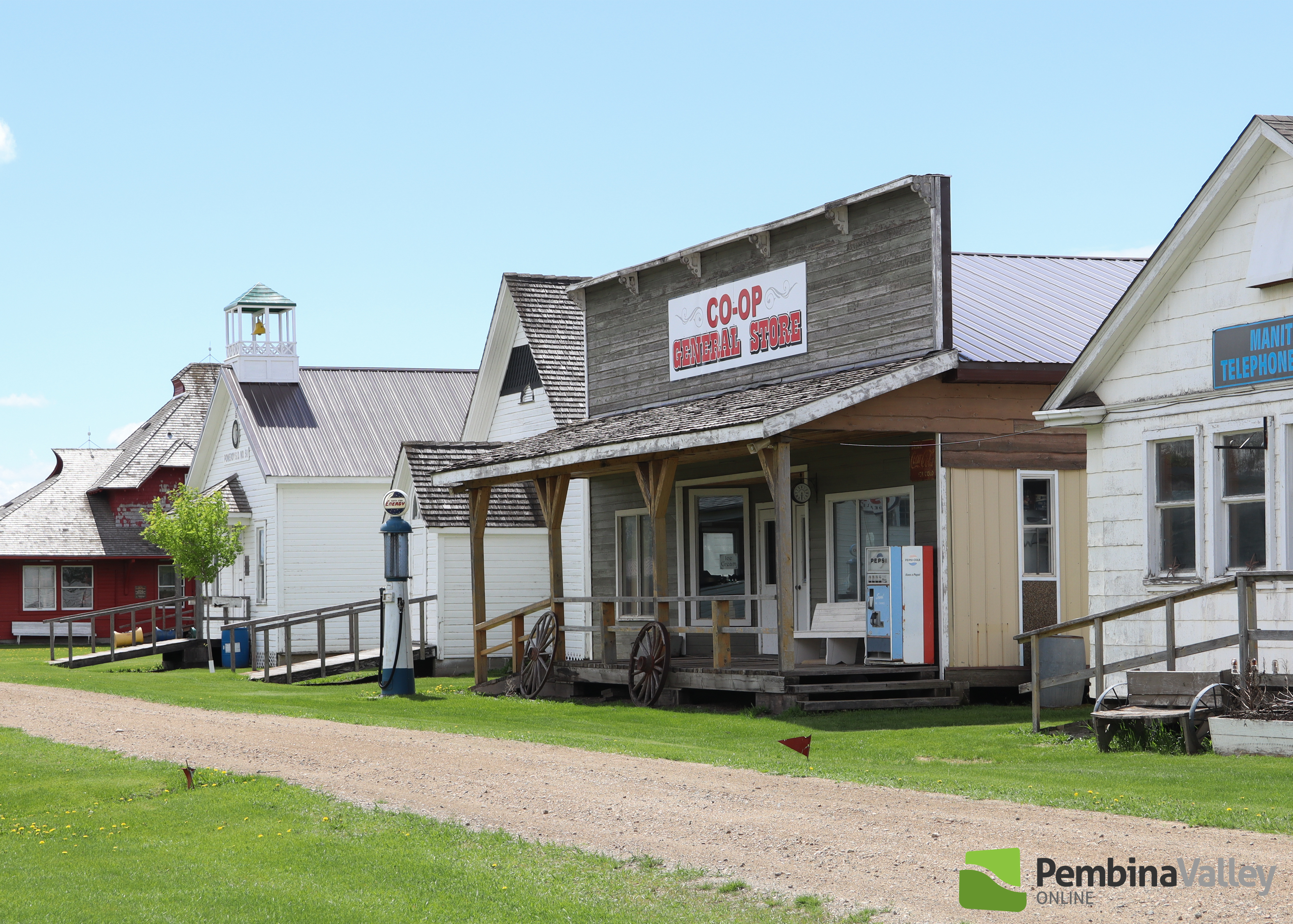 Pioneer Days bring family fun, at the Pembina Threshermens Museum ...