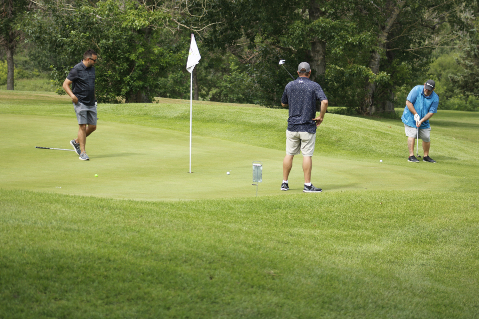 GALLERY: Lequyer, Swan take home Crocus Open wins - DiscoverWeyburn.com ...