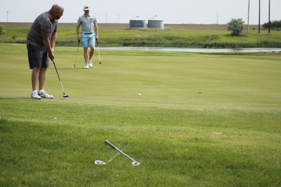 GALLERY: Lequyer, Swan take home Crocus Open wins - DiscoverWeyburn.com ...
