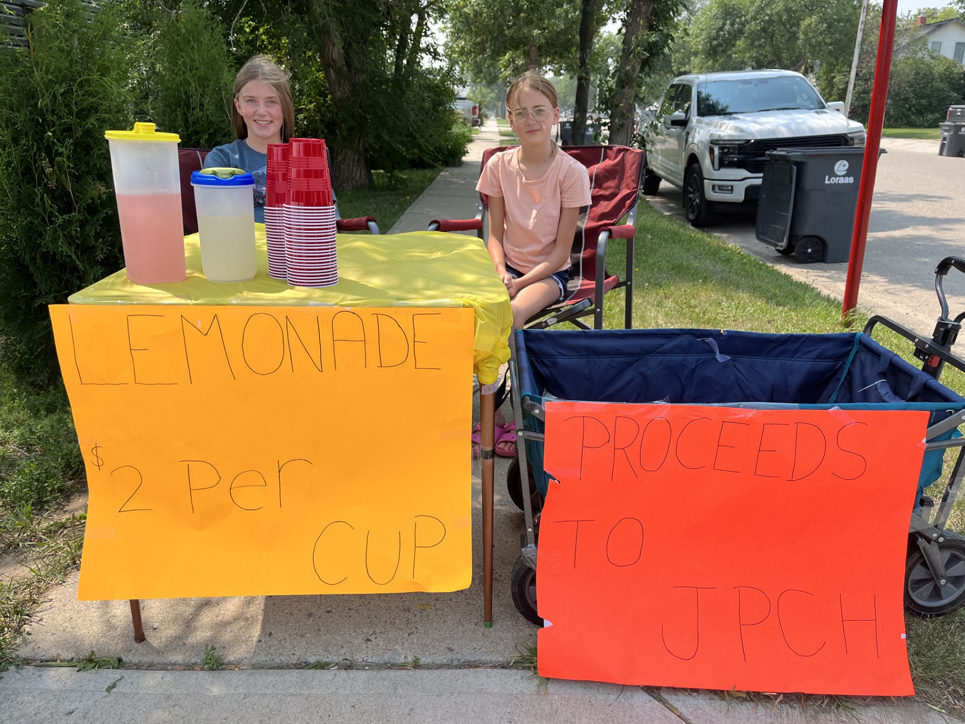 Little lemonade stand hydrates for a good cause in Kindersley ...