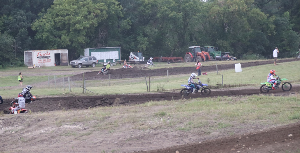 Moto-enthusiasts come out for race day: Grunthal Motocross in photos ...