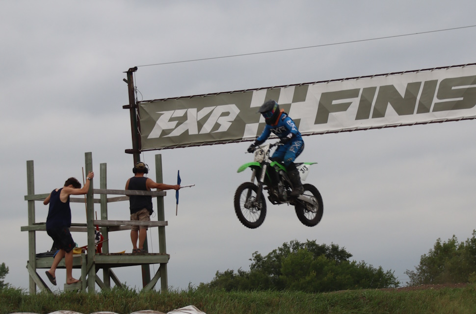 Moto-enthusiasts come out for race day: Grunthal Motocross in photos ...