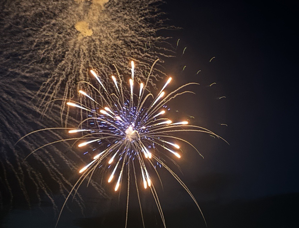 Pioneer Days continue after brilliant fireworks display in Steinbach - SteinbachOnline.com ...